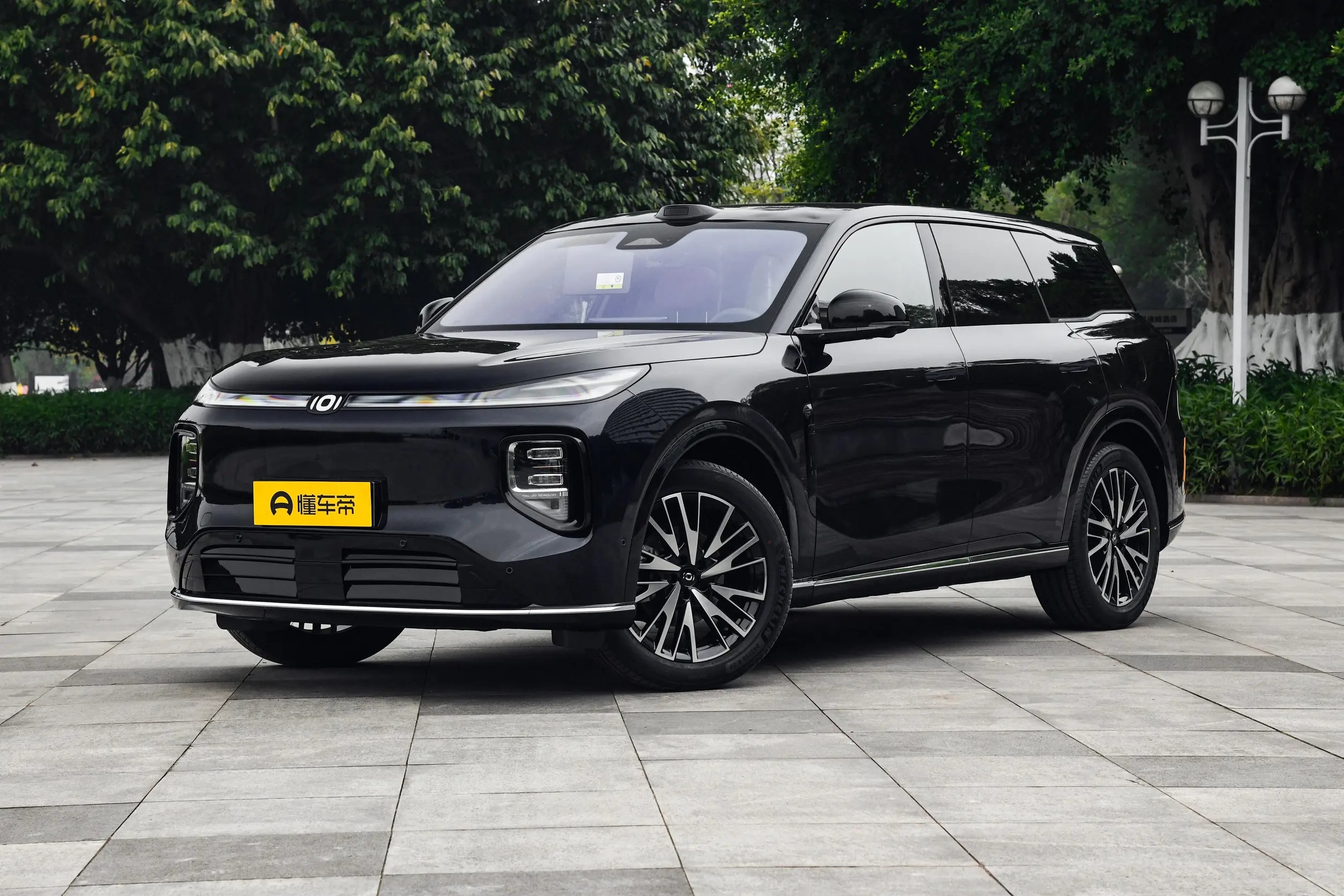 Купить Changan Qiyuan Q07 2025 года из Китая с доставкой в Беларусь